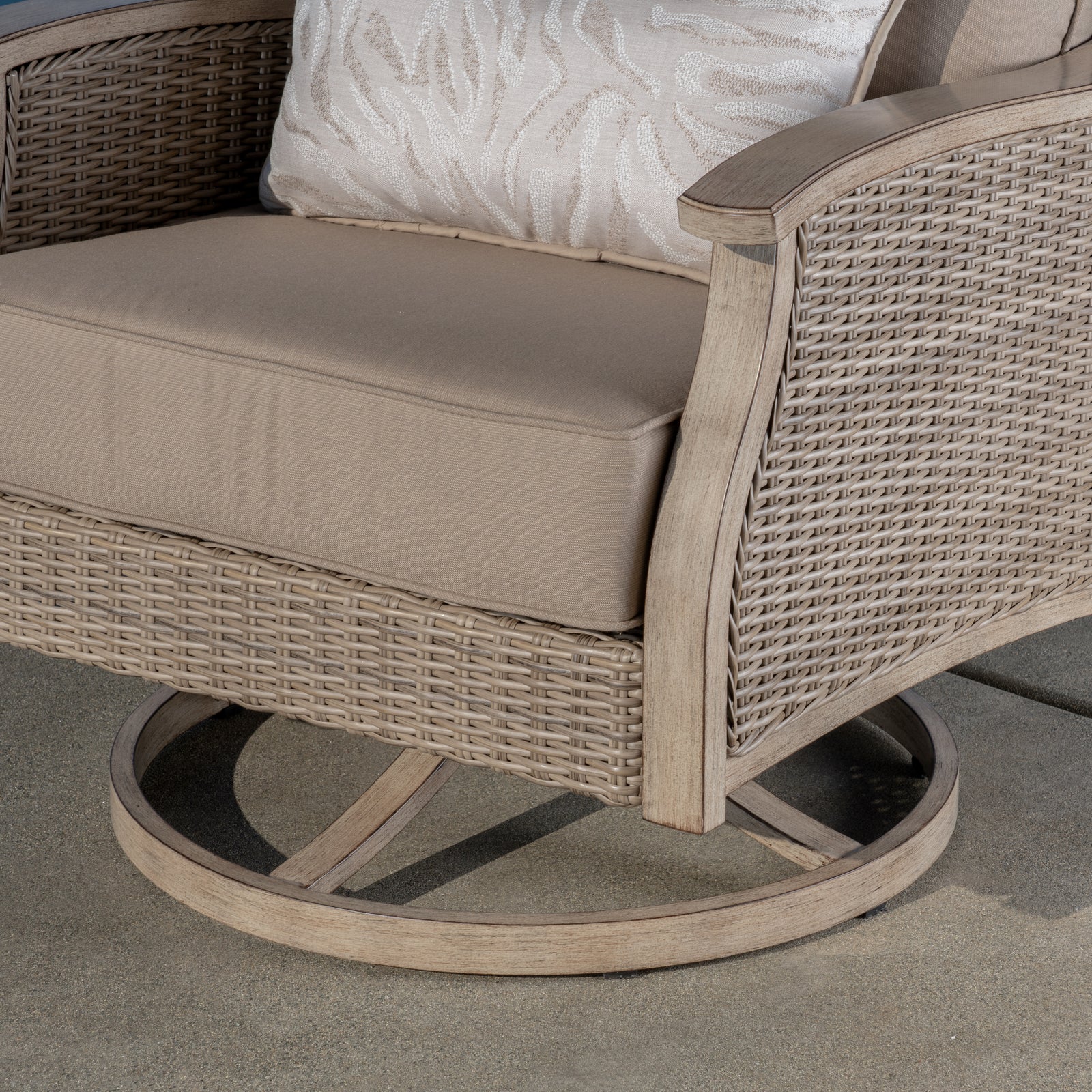 SunVilla Johanna 6-piece Deep Seating Set